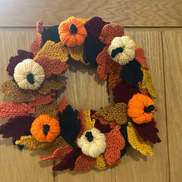 Autumnal Pumpkin Squash Wreath Knitting Pattern - Etsy
