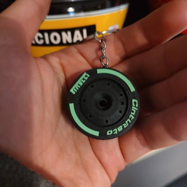 Mercedes F1 Air Duct Keychain Inspired by Iconic Formula 1 Aerodynamics ...