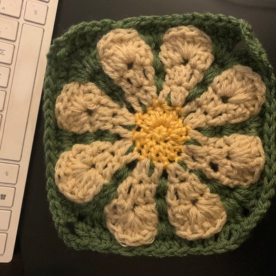 Retro Daisy Square Pattern Floral Granny Square DIY Crochet Flower ...