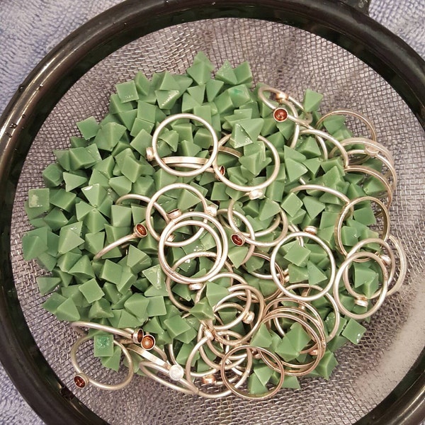 Tumbling Media Plastic Pyramids (1lb) (47.014X) **choose Grit** - Etsy