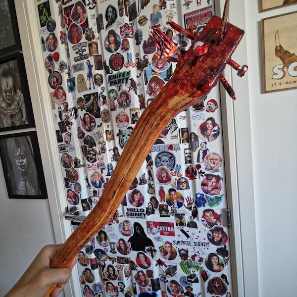 Vintage Saw Movie Prop PU, Bloody Hand Saw Horror Sawtooth Blade ...