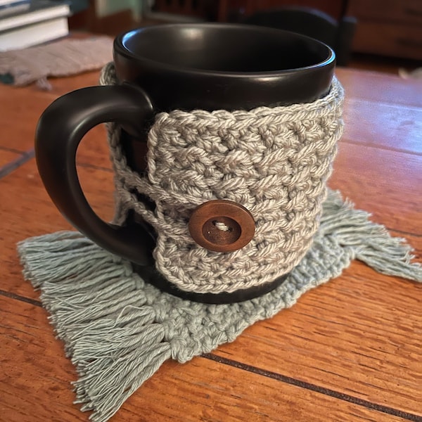 Honeycomb Mug Cozy Pattern | Crochet Mug Wrap | Mug Warmer Crochet ...