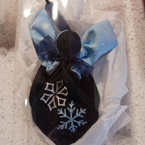 PDF Pattern for a Charming Pocket Angel Ornament by J. Minnis Designs ...