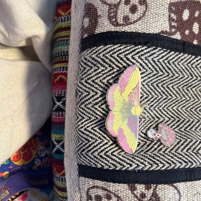 Running Chibi Chinchilla Enamel Pin - Etsy
