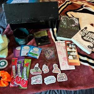 Mega Book Lovers Box - Etsy