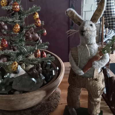 2016 E-PATTERN Primitive Folk Art Early Style Bunny Rabbit Standing ...