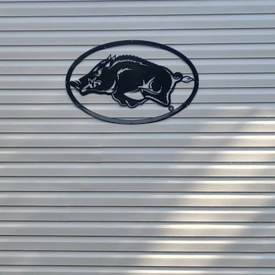 Front Facing Razorback Wall Art - Etsy