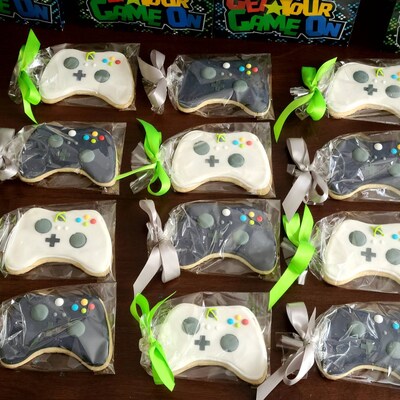 Game Controller Cookies 4 Size, Bowed Xbox Party Ships 8/13/24 or Will ...