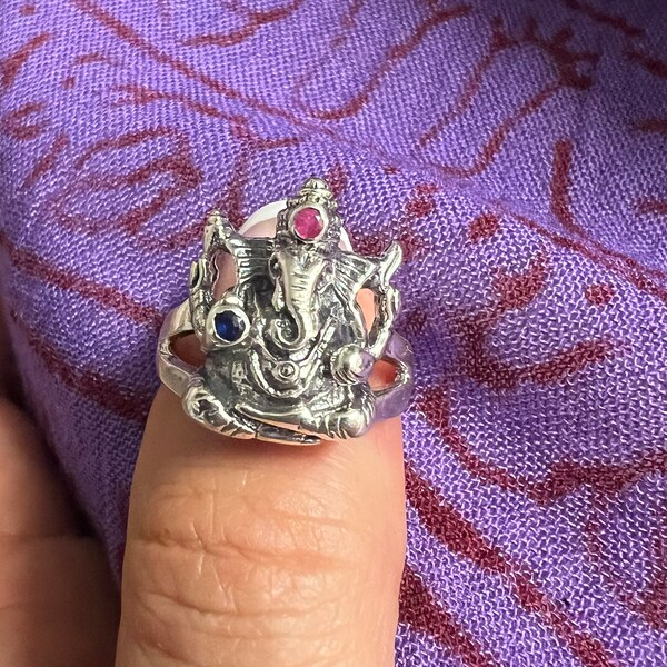 Sterling Silver Om Mani Padme Hum Ring - Etsy