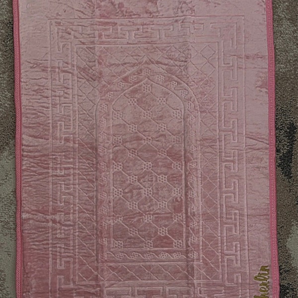 Personalized Thick Padded Velvet Prayer Mat, Premium Quality Prayer Rug ...