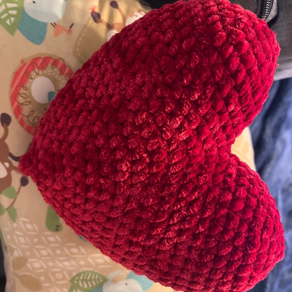 Large Plush Heart Crochet Pattern PDF - Etsy