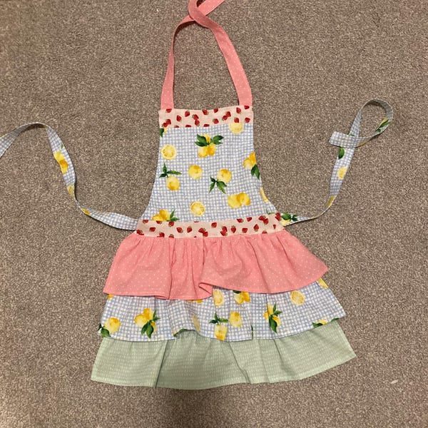 GIRLS APRON, Apron PATTERN, Little Girls Ruffle Apron, Four Sizes ...
