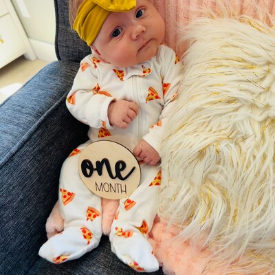 Hello Stat Disc birth Announcement Disc Baby Announcement - Etsy