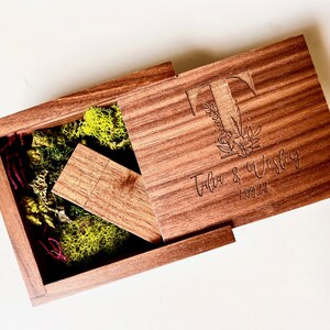Clear Wood Box MOSS Filler & Wide Walnut USB - Etsy