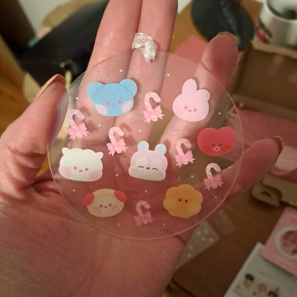Pin's Cooky's Brachiosaurus (BT21) En émail / BTS Bangtan Fan Merch ...