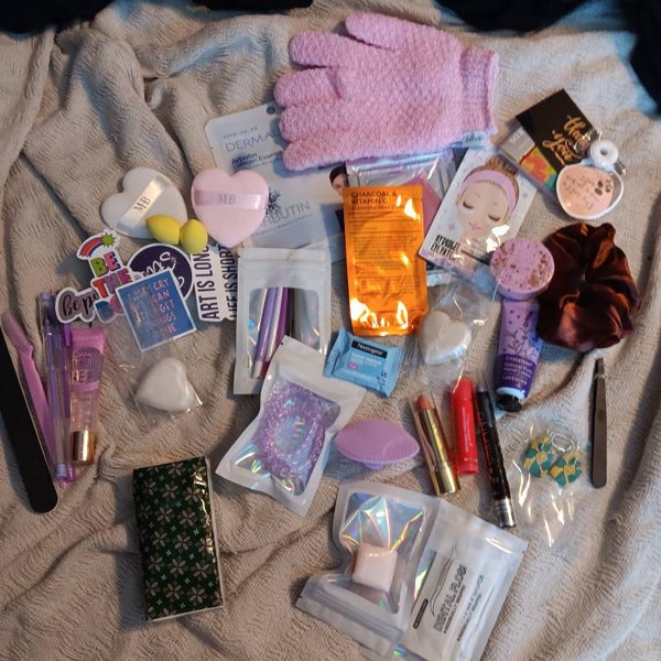 Easter Spa Gift Basket, Gift for Her, Self Care Gift Kit, Relaxation ...