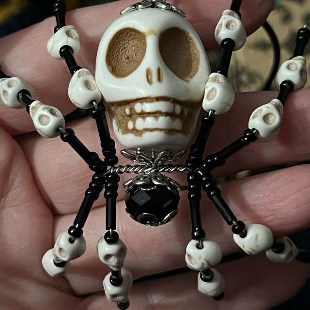 TwistedSpiders - Etsy