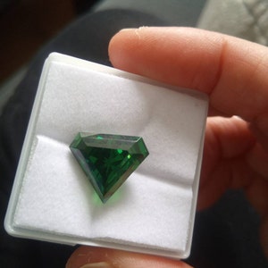 Quality Lab Created London Blue Topaz Triangle Shape 12X12X8.40MM Step ...