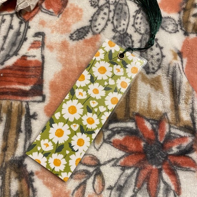 A Year in Bookmarks A Bookmark for Every Month Booklovers Present ...