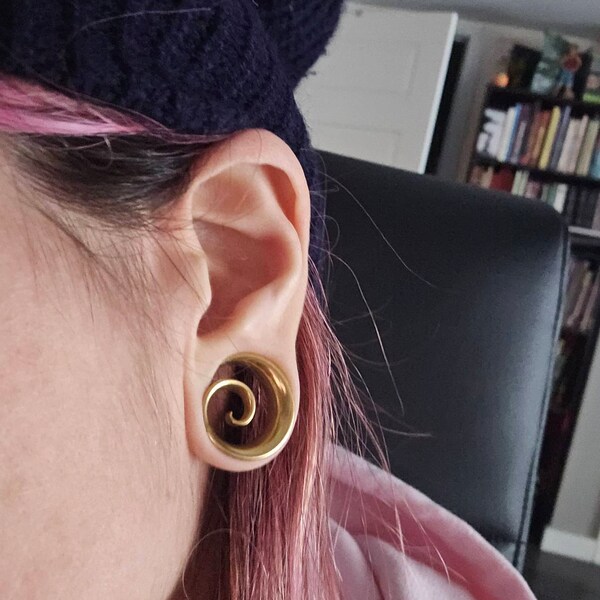 Swirl Ear Gauges Gauge & Plug Earrings Spiral Ear Gauges Saddle Plugs Gauges for Stretched Ears ...