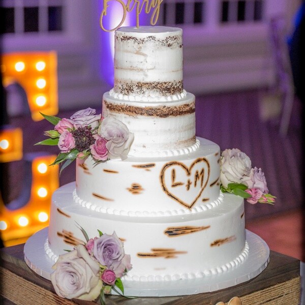 Personalized Rustic Wedding Cake Stand, Custom Cupcake Holder, Cake ...