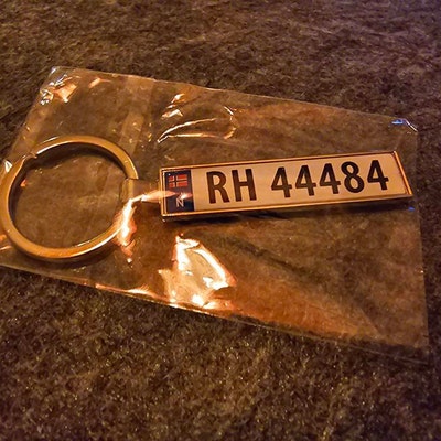 Number Pendant, Number Plate Keyring,custom England License Plate ...