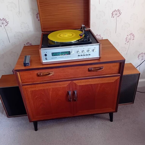 1974 Dynatron Record Player and Cassette Music System on Hairpin Legs ...