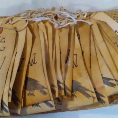 Primitive Hang Tag Crow With Star Rustic Gift Tag Set of 25 Pre Strung ...