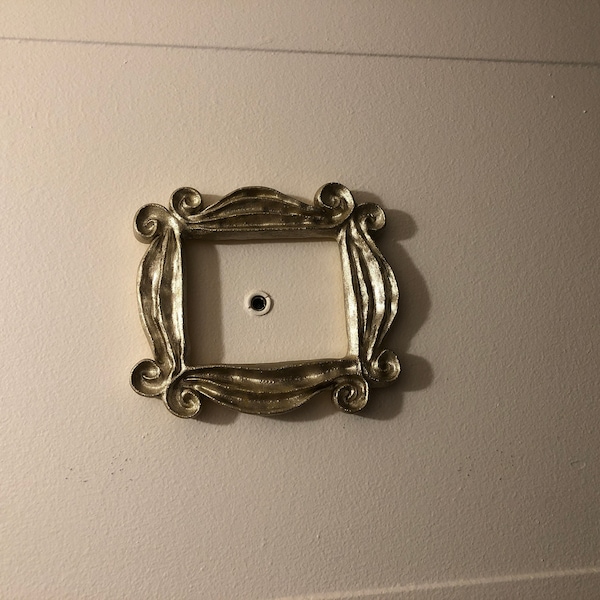 Friends Decor Peephole Frame Gift 6.5"x7.5" Monica Yellow Door TV Show ...