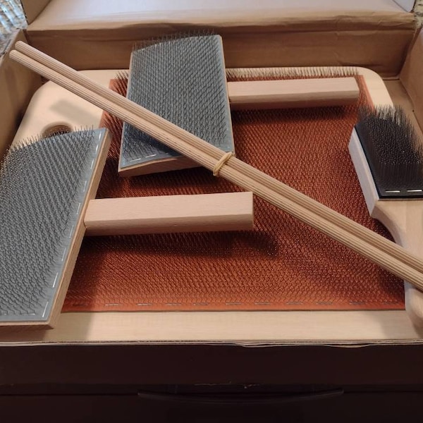 Carding, Blending Wool and Other Fibers: Hand Carders & Blending Board ...