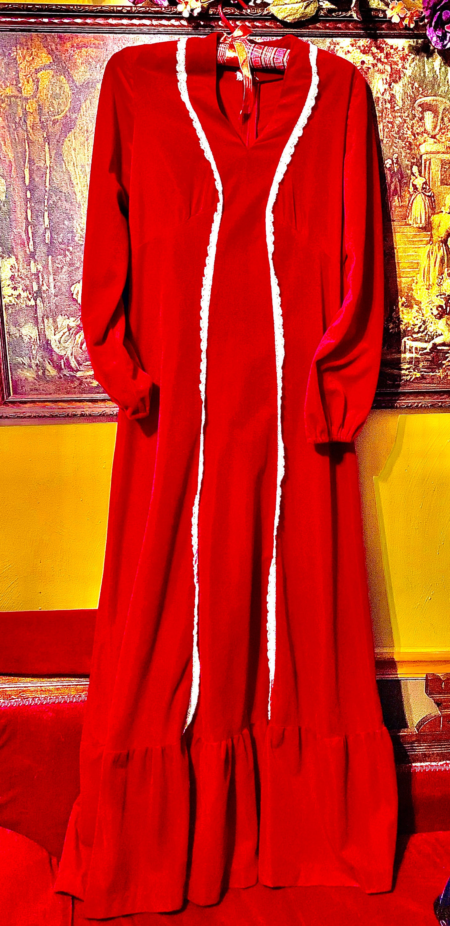 Vintage Frederick's of Hollywood Gown / Where Glamour is a Way Of Life ...