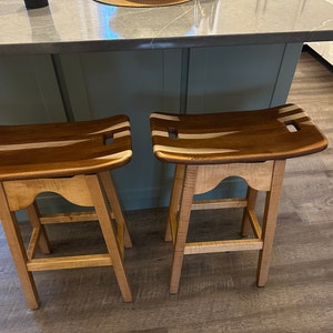 Rare Tiger Maple Stool With Golden Stain - Etsy