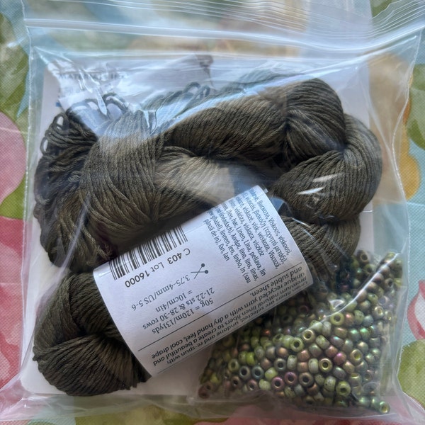 Cowltopus Knitting Pattern - Etsy Canada