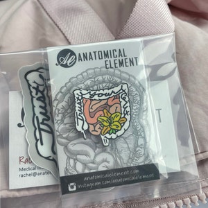 BREATHE Anatomical Lungs Enamel Lapel Pin | Etsy