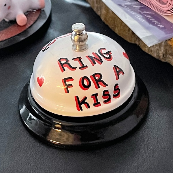 Love, Time to Kiss, Wedding Bell, Couple, Service, Call , Hotel, or ...