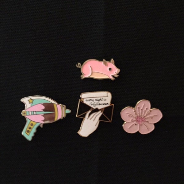Enamel Pin PIG PIN — Teacup Pig Enamel Pin -- Pink Pig Pins / Pig ...