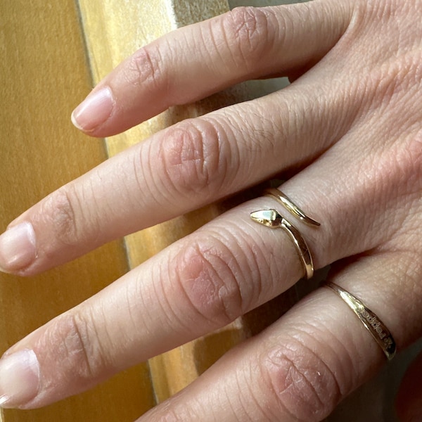 Simple Snake Ring 14K 18K Solid Gold, Real Gold Serpent Ring, Delicate ...
