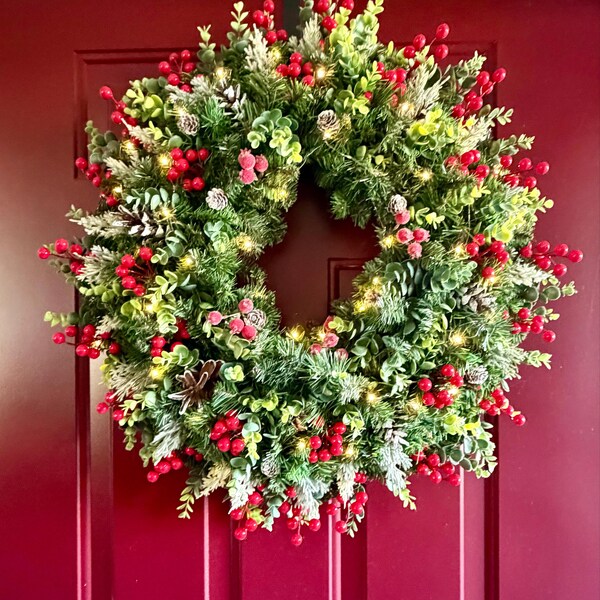 Very Merry Berry Holiday Wreath, Large Festive Wreath, Holiday Light ...
