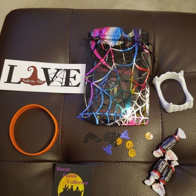 Skeleton Singer HOCUS POCUS I Put A Spell on You Enamel Pin - Etsy