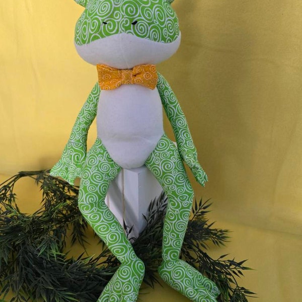 Stuffed Frog - PDF Sewing Pattern & Tutorial | Stuffed Animals | Plush ...