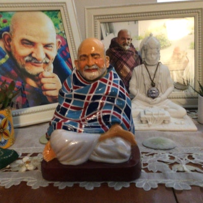 Beautiful Neem Karoli Baba Ji , Maharaj Ji Framed Wall Art. - Etsy