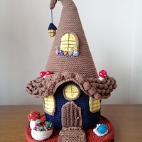 Amigurumi Crochet Pattern Hobbit House, Crochet Hobbit House, Crochet ...