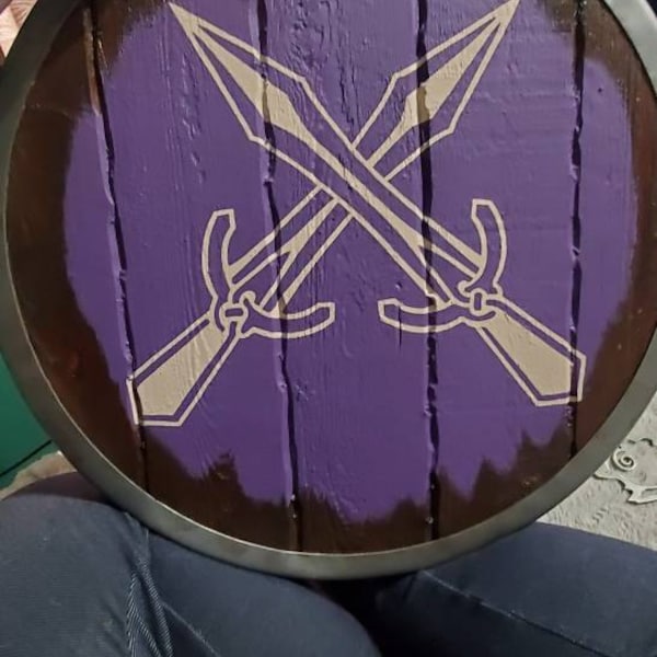 Steel, Wood and Leather Skyrim Solitude Hold Shield Replica Norse ...