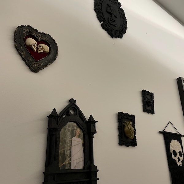 Gothic Shelf for Wall Decoration, Crystals Display, Gothic Jewelry ...