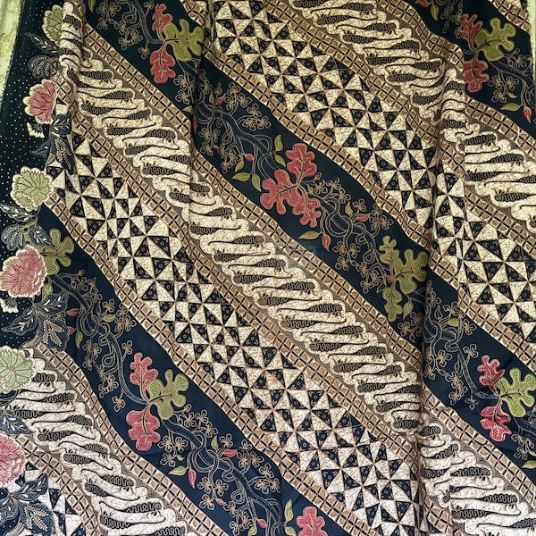 Bouquet Butterfly Hand Drawn Indonesian Batik Fabric Sarong Java ...