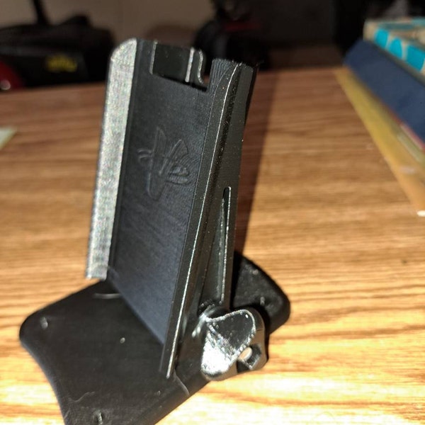 Vertical Desktop Stand for Baofeng UV-5R or BF-F8HP Handheld Radio ...