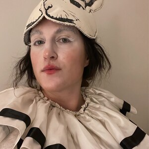 Vintage Style Ivory Taffeta Black Burlesque Pierrot Clown Ruff Collar ...