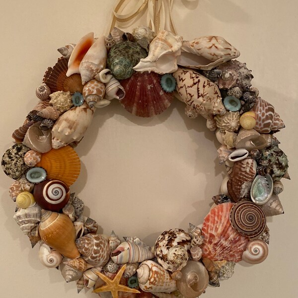 Newbeautiful 12 Seashell Wreath Wall Hanger With Starfish and Sand ...