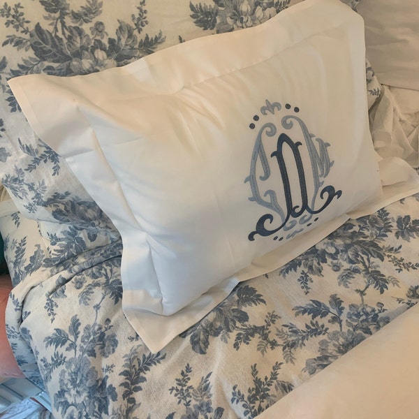 Set of 2 Monogrammed Pillow Shams / 100% Cotton / Embroidered Pillow ...