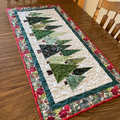 Christmas Tree Table Runner Pattern downloadable Christmas Table Runner ...